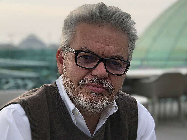 Luca SOFRI | gio 04/12/25 18:30-19:30 | Librerie Lovat